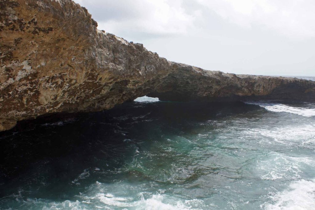 Ruige natuur in Shete Boka National Park, Curacao - Gezin op Reis