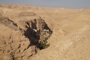 Off the beaten track, jeeptour door de woestijn in Israël - Gezin op Reis