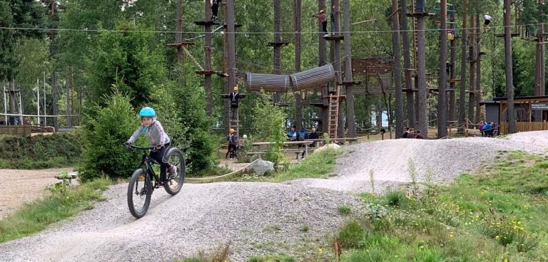 Isaberg Mountain Resort in de zomer - Gezin op Reis