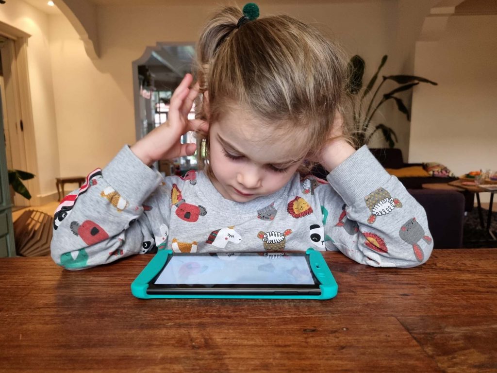 Review Tablet Kurio TAB Lite 2 - Gezin op Reis