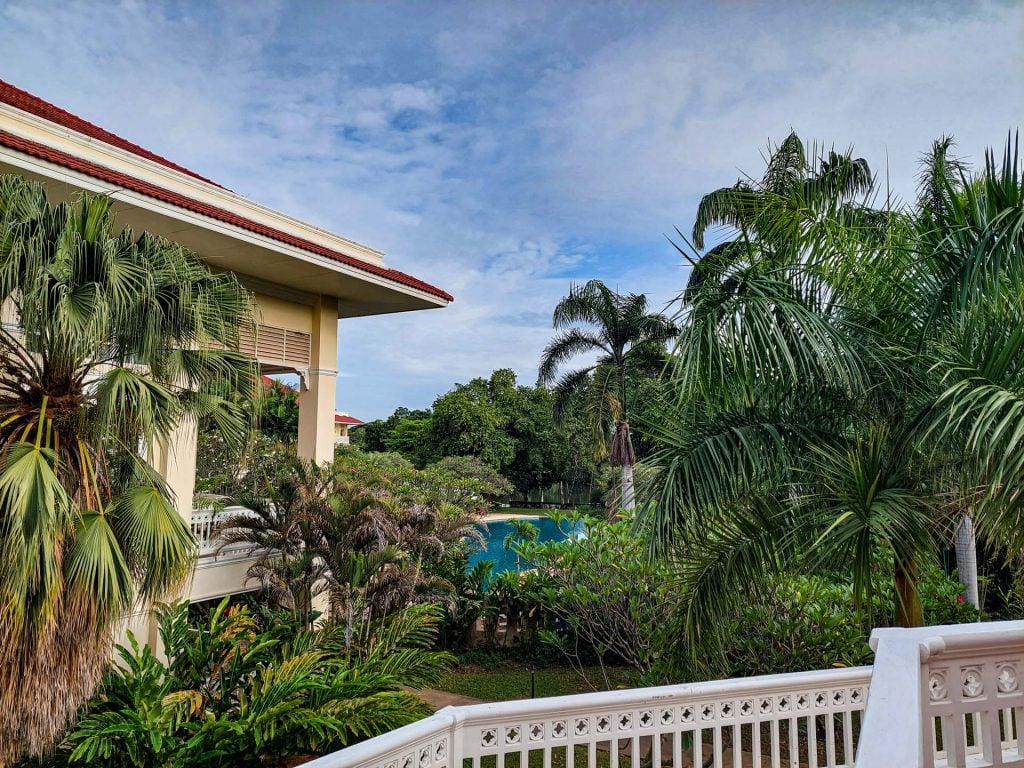 Dheva Mantra Resort: Kindvriendelijk hotel aan de rivier Kwai vlakbij ...