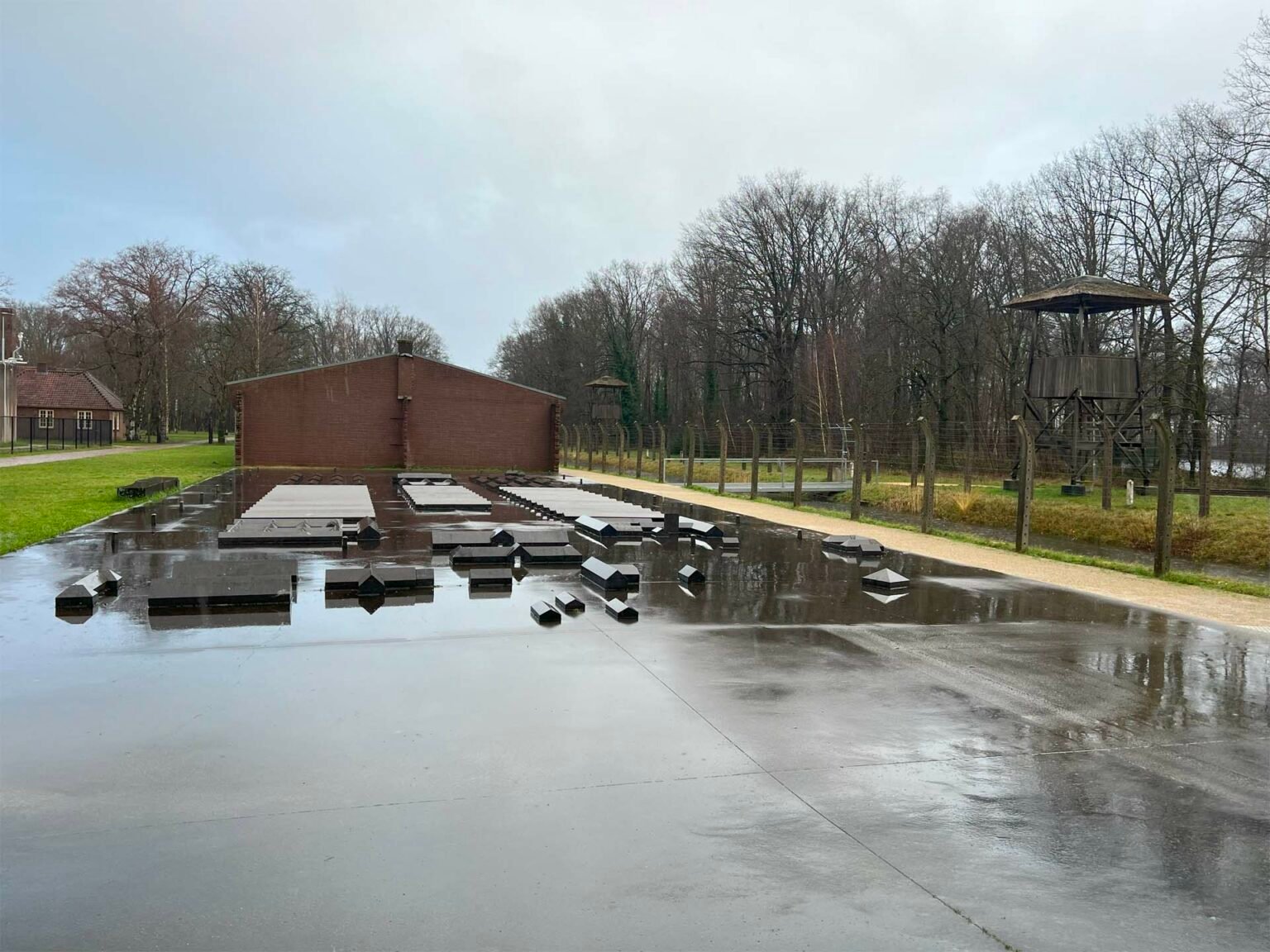Nationaal Monument Kamp Vught met kinderen bezoeken - Gezin op Reis
