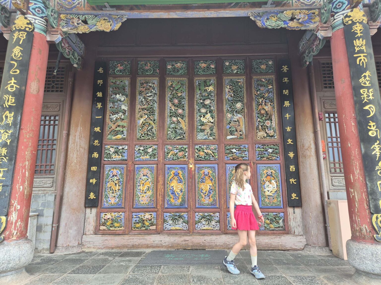 Dali met kinderen (Yunnan), ontdek het Erhai-meer en de oude stad ...
